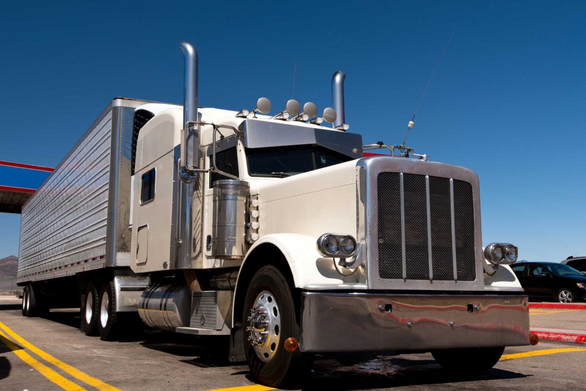 Tips on How to Clean a Big Rig Effectively - The Bump
